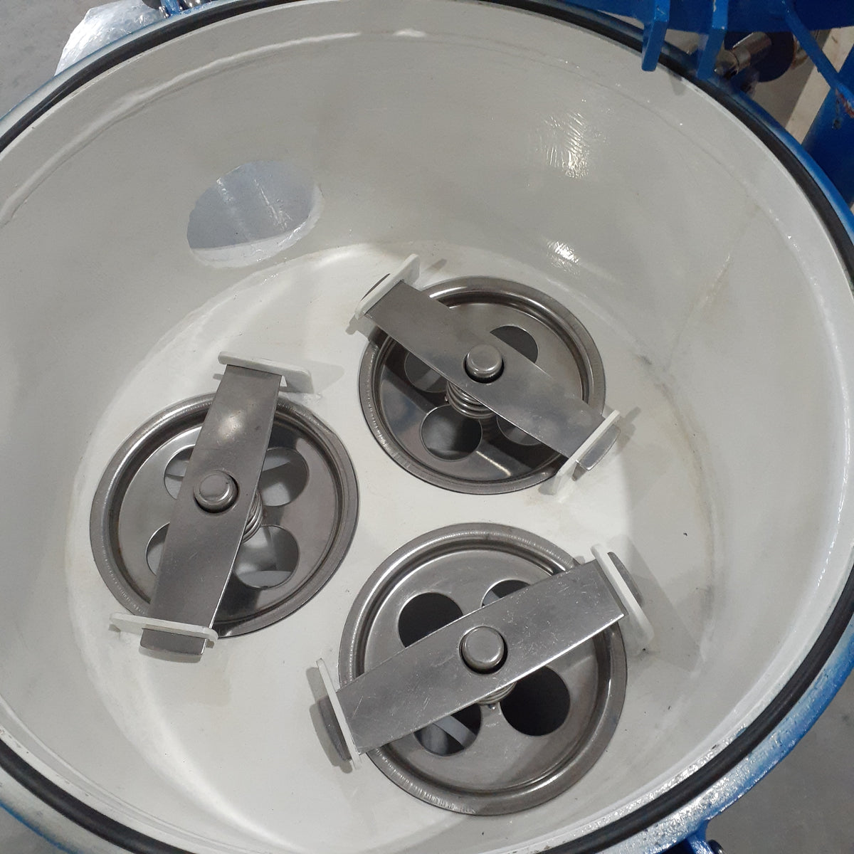 #2 Carbon Steel 3-Bag Multi-Filter Housing, 4" Flange Connect