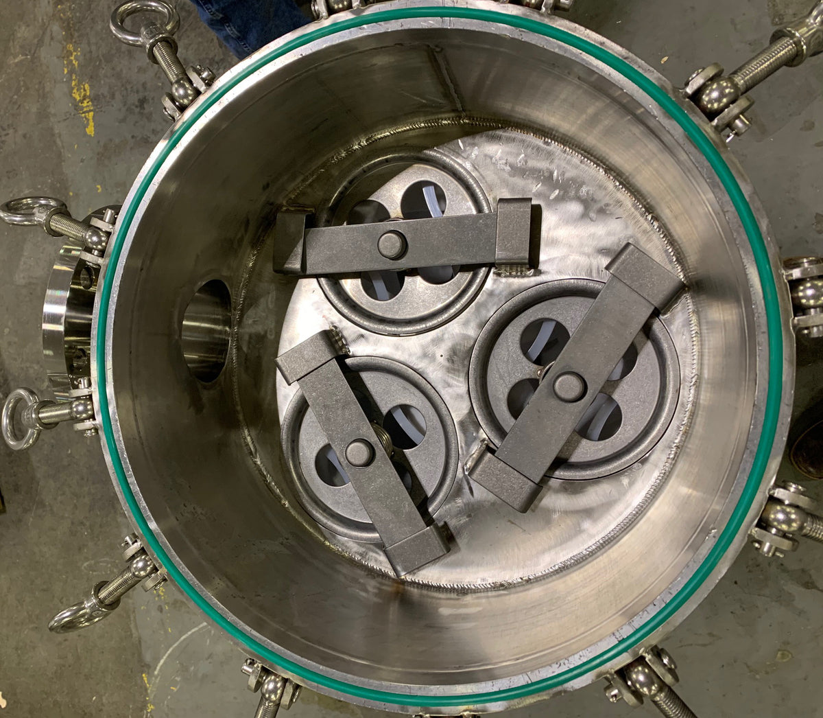 #2 Stainless Steel Multi-Bag (3) Bag Filter Housing 4" Flange