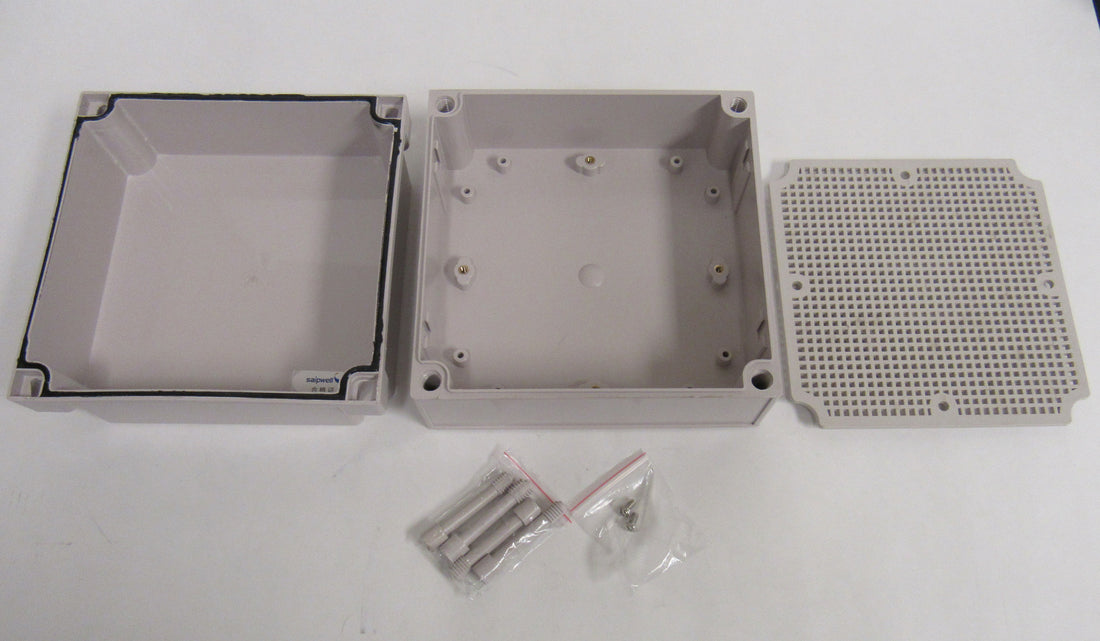 Saipwell 6" x 6" x 4" PVC Junction Box w/ Digital Meter Installed
